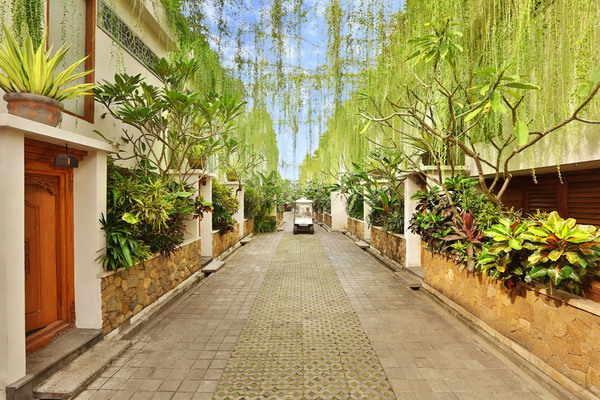 Combine FuramaXcluvise Ubud & Kayu Raja Seminyak en Villas, Bali, Bali ...